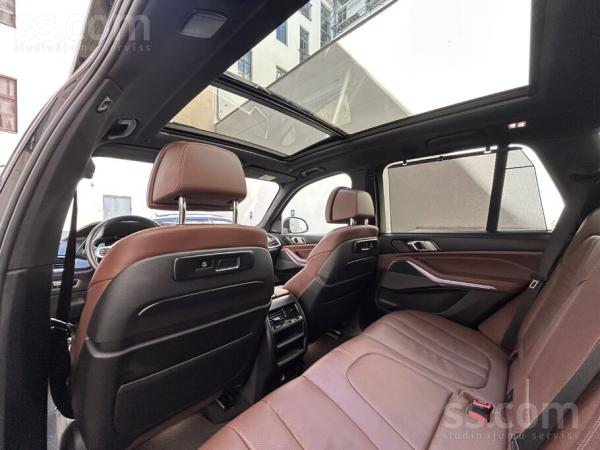 Zils BMW X5 2020 Rīga, ar dzinēja tilpumu 3.00 L un nobraukumu 182 tūkst. km par 46700 €, foto 10 vietnē AUTOMOTO.COM.LV