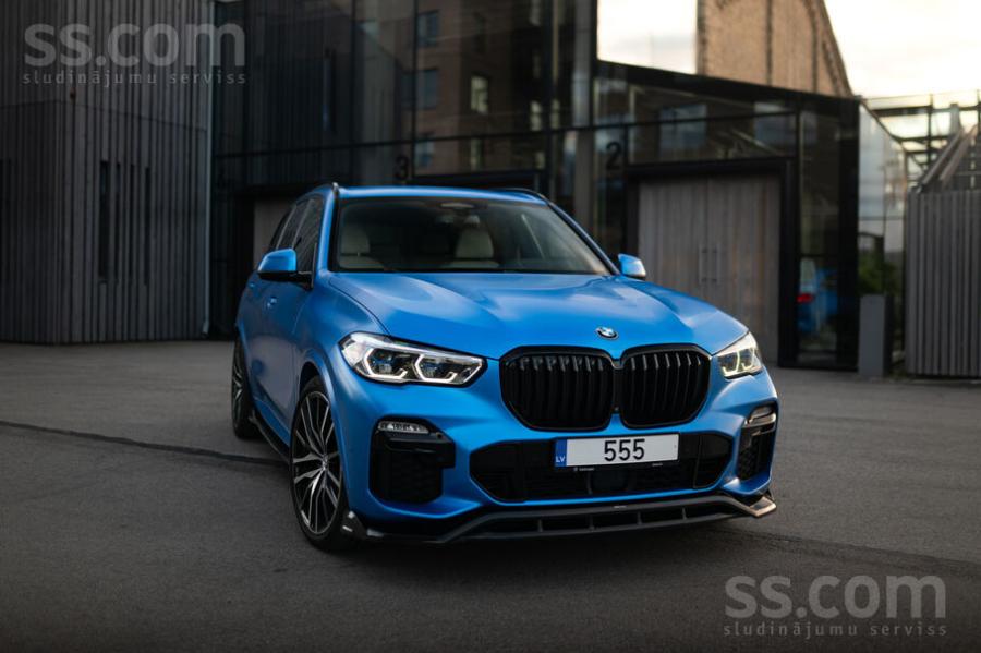 Blue BMW X5 2020 in Riga, with an engine capacity of 3.00 L and mileage of 210 thousand km for 43555 €, photo 4 on AUTOMOTO.COM.LV