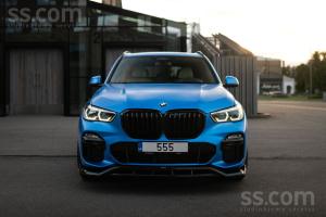 Blue BMW X5 2020 in Riga, with an engine capacity of 3.00 L and mileage of 210 thousand km for 43555 €, photo 5 on AUTOMOTO.COM.LV