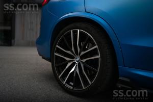 Blue BMW X5 2020 in Riga, with an engine capacity of 3.00 L and mileage of 210 thousand km for 43555 €, photo 31 on AUTOMOTO.COM.LV