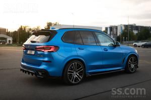 Blue BMW X5 2020 in Riga, with an engine capacity of 3.00 L and mileage of 210 thousand km for 43555 €, photo 36 on AUTOMOTO.COM.LV