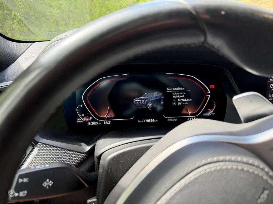 Zils BMW X5 2020 Viļņa, ar dzinēja tilpumu 2.99 L un nobraukumu 177 tūkst. km par 37550 €, foto 28 vietnē AUTOMOTO.COM.LV