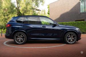 Blue BMW X5 2020 in Vilnius, with an engine capacity of 2.99 L and mileage of 131 thousand km for 44950 €, photo 9 on AUTOMOTO.COM.LV