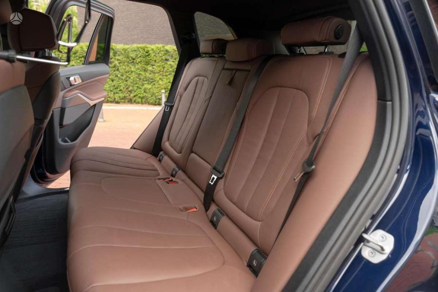 Blue BMW X5 2020 in Vilnius, with an engine capacity of 2.99 L and mileage of 131 thousand km for 44950 €, photo 16 on AUTOMOTO.COM.LV