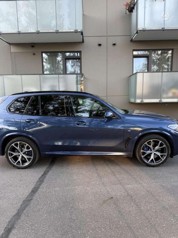 Zils BMW X5 2020 Viļņa, ar dzinēja tilpumu 3.00 L un nobraukumu 160 tūkst. km par 47000 €, foto 5 vietnē AUTOMOTO.COM.LV