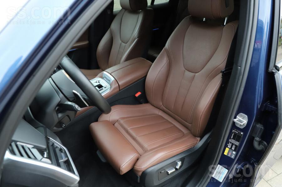 Zils BMW X5 2020 Tukums, ar dzinēja tilpumu 3.00 L un nobraukumu 196 tūkst. km par 33700 €, foto 9 vietnē AUTOMOTO.COM.LV