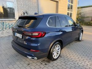 Zils BMW X5 2020 Rīga, ar dzinēja tilpumu 3.00 L un nobraukumu 118 tūkst. km par 36900 €, foto 5 vietnē AUTOMOTO.COM.LV