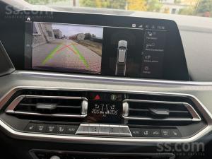 Zils BMW X5 2020 Rīga, ar dzinēja tilpumu 3.00 L un nobraukumu 118 tūkst. km par 36900 €, foto 28 vietnē AUTOMOTO.COM.LV