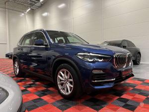 Blue BMW X5 2021 in Vilnius, with an engine capacity of 3.00 L and mileage of 77 thousand km for 44990 €, photo 3 on AUTOMOTO.COM.LV