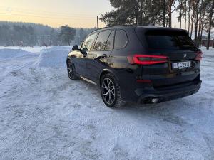Zils BMW X5 2021 Viļņa, ar dzinēja tilpumu 3.00 L un nobraukumu 141 tūkst. km par 47600 €, foto 5 vietnē AUTOMOTO.COM.LV