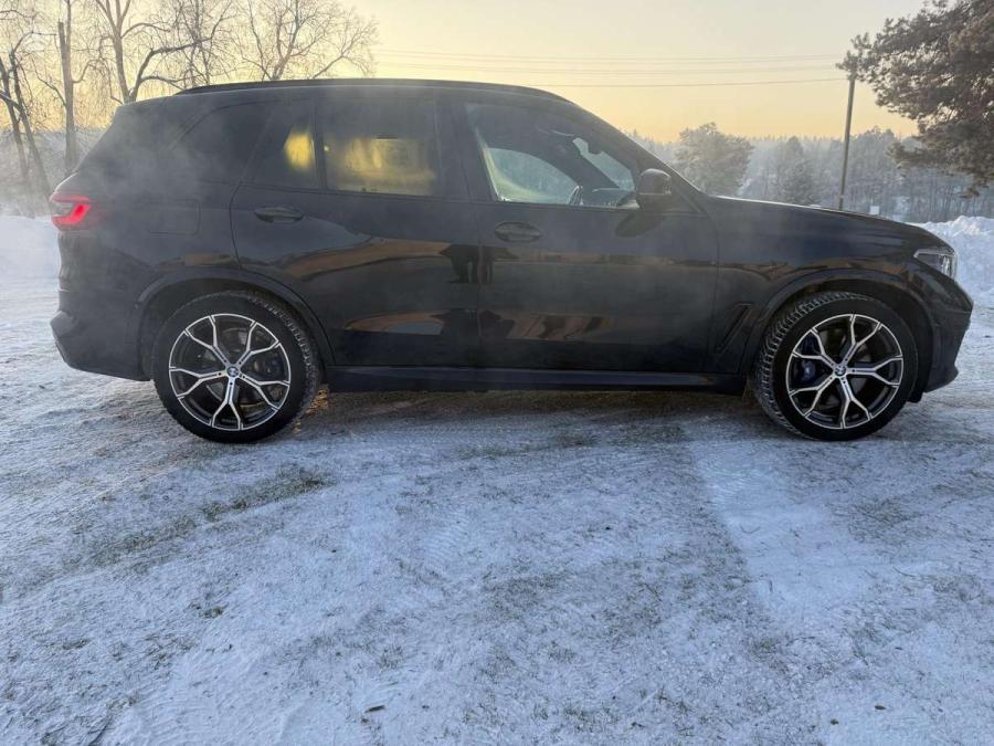 Zils BMW X5 2021 Viļņa, ar dzinēja tilpumu 3.00 L un nobraukumu 141 tūkst. km par 47600 €, foto 6 vietnē AUTOMOTO.COM.LV
