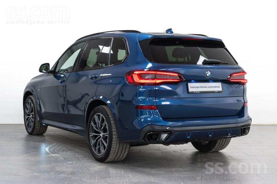 Blue BMW X5 2021 in Riga, with an engine capacity of 3.00 L and mileage of 105 thousand km for 47900 €, photo 13 on AUTOMOTO.COM.LV