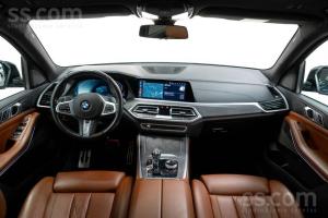 Zils BMW X5 2021 Rīga, ar dzinēja tilpumu 3.00 L un nobraukumu 74 tūkst. km par 51900 €, foto 4 vietnē AUTOMOTO.COM.LV