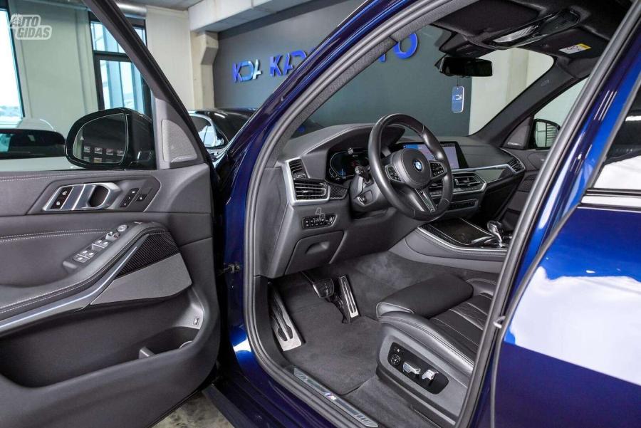 Zils BMW X5 2021 Marijampole, ar dzinēja tilpumu 3.00 L un nobraukumu 328 tūkst. km par 33950 €, foto 22 vietnē AUTOMOTO.COM.LV