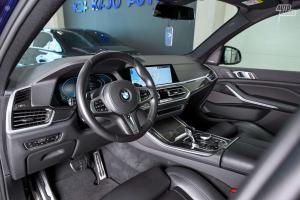 Zils BMW X5 2021 Marijampole, ar dzinēja tilpumu 3.00 L un nobraukumu 328 tūkst. km par 33950 €, foto 23 vietnē AUTOMOTO.COM.LV