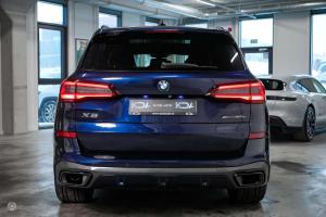 Blue BMW X5 2021 in Kaunas, with an engine capacity of 3.00 L and mileage of 328 thousand km for 33950 €, photo 11 on AUTOMOTO.COM.LV