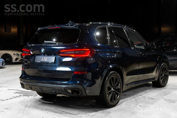 Zils BMW X5 2021 Rīga, ar dzinēja tilpumu 3.00 L un nobraukumu 92 tūkst. km par 54000 €, foto 4 vietnē AUTOMOTO.COM.LV