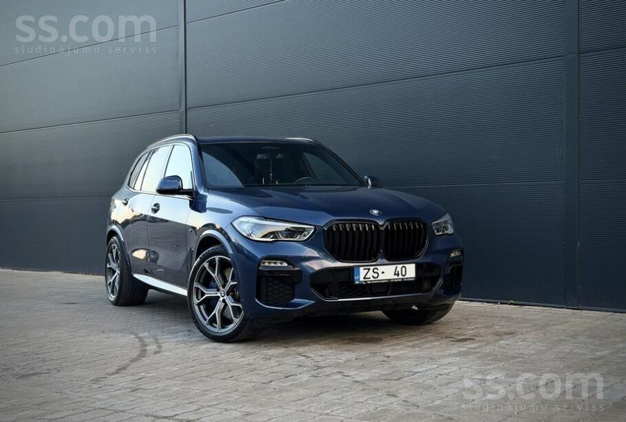 Blue BMW X5 2021 in Riga, with an engine capacity of 3.00 L and mileage of 172 thousand km for 41995 €, photo 5 on AUTOMOTO.COM.LV