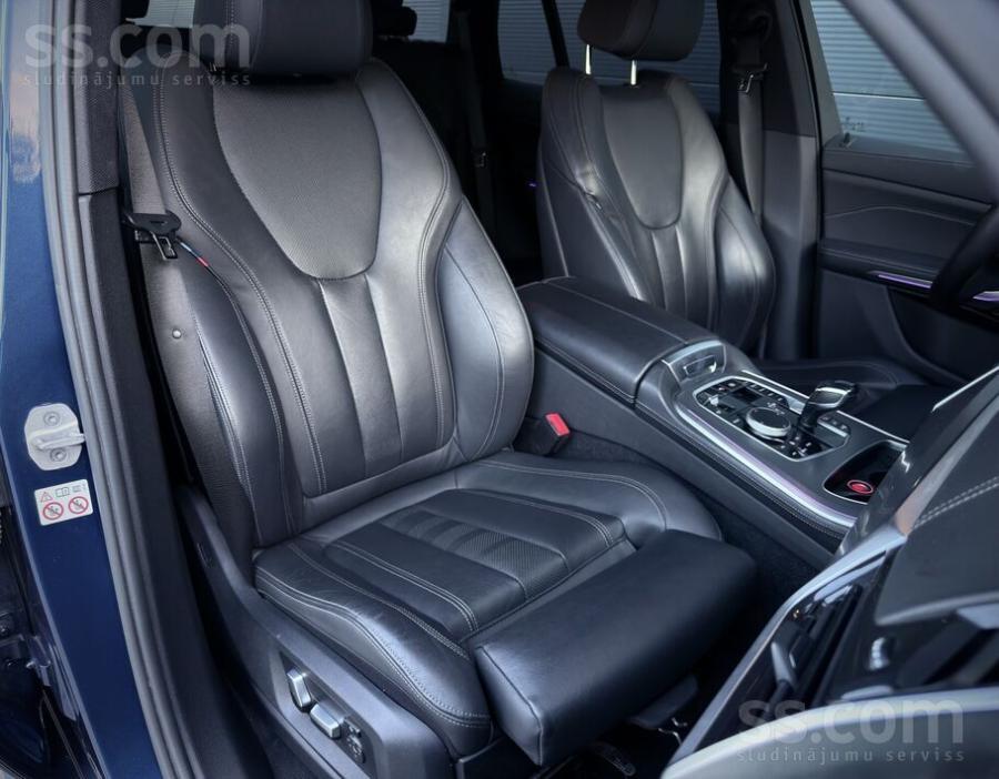 Blue BMW X5 2021 in Riga, with an engine capacity of 3.00 L and mileage of 172 thousand km for 41995 €, photo 28 on AUTOMOTO.COM.LV