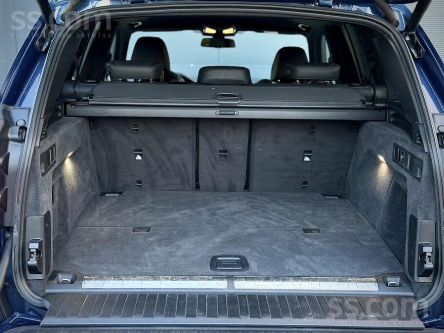 Blue BMW X5 2021 in Riga, with an engine capacity of 3.00 L and mileage of 172 thousand km for 41995 €, photo 31 on AUTOMOTO.COM.LV