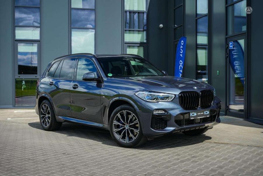 Zils BMW X5 2021 Kauņa, ar dzinēja tilpumu 2.99 L un nobraukumu 225 tūkst. km par 39950 €, foto 1 vietnē AUTOMOTO.COM.LV