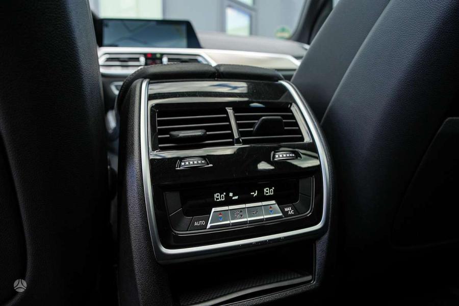 Zils BMW X5 2021 Kauņa, ar dzinēja tilpumu 2.99 L un nobraukumu 225 tūkst. km par 39950 €, foto 36 vietnē AUTOMOTO.COM.LV