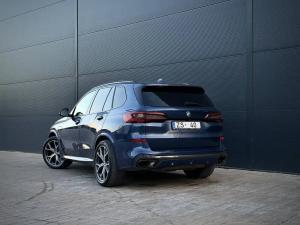 Blue BMW X5 2021 in Riga, with an engine capacity of 3.00 L and mileage of 172 thousand km for 41995 €, photo 4 on AUTOMOTO.COM.LV