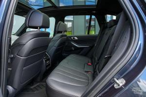 Blue BMW X5 2021 in Kaunas, with an engine capacity of 3.00 L and mileage of 225 thousand km for 39950 €, photo 35 on AUTOMOTO.COM.LV