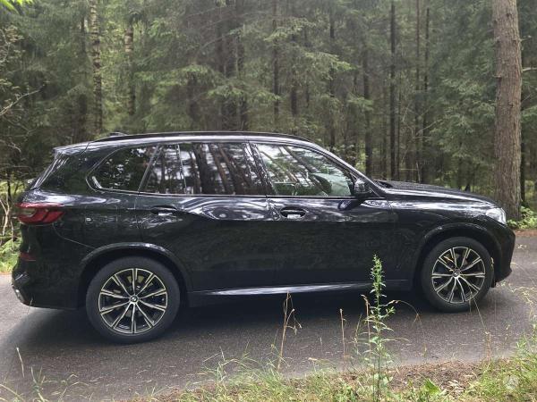 Blue BMW X5 2021 in Vilnius, with an engine capacity of 3.00 L and mileage of 223 thousand km for 37500 €, photo 8 on AUTOMOTO.COM.LV