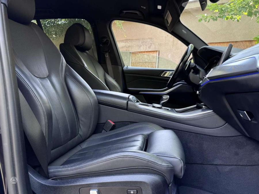 Blue BMW X5 2021 in Klaipeda, with an engine capacity of 3.00 L and mileage of 223 thousand km for 36999 €, photo 13 on AUTOMOTO.COM.LV
