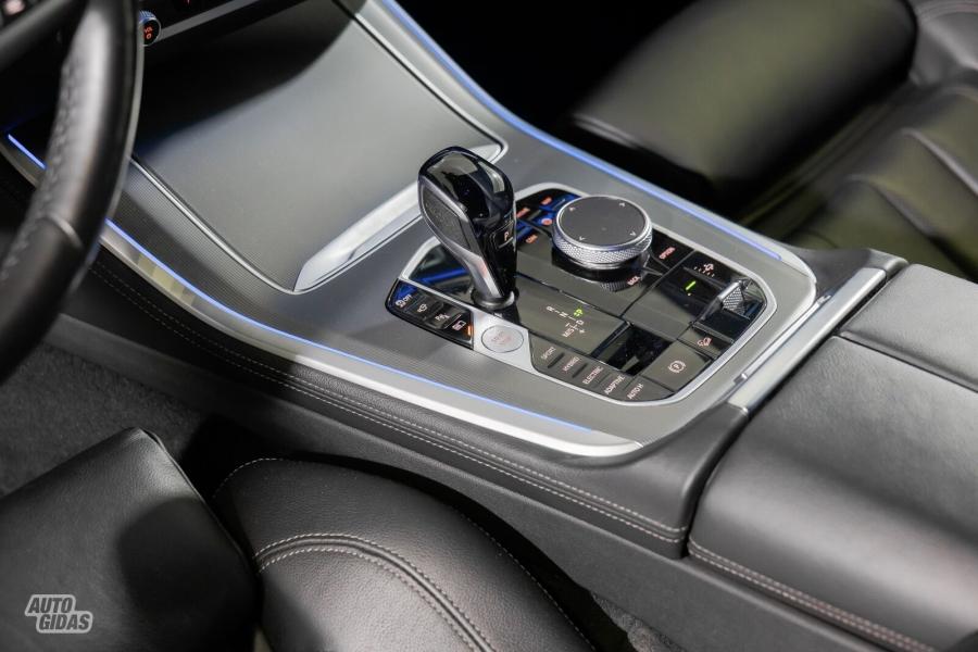 Zils BMW X5 2021 Viļņa, ar dzinēja tilpumu 3.00 L un nobraukumu 178 tūkst. km par 43491 €, foto 20 vietnē AUTOMOTO.COM.LV