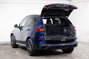 Zils BMW X5 2022 Viļņa, ar dzinēja tilpumu 3.00 L un nobraukumu 98 tūkst. km par 58395 €, foto 37 vietnē AUTOMOTO.COM.LV