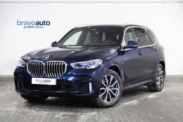 Zils BMW X5 2022 Viļņa, ar dzinēja tilpumu 3.00 L un nobraukumu 106 tūkst. km par 59881 €, foto 1 vietnē AUTOMOTO.COM.LV