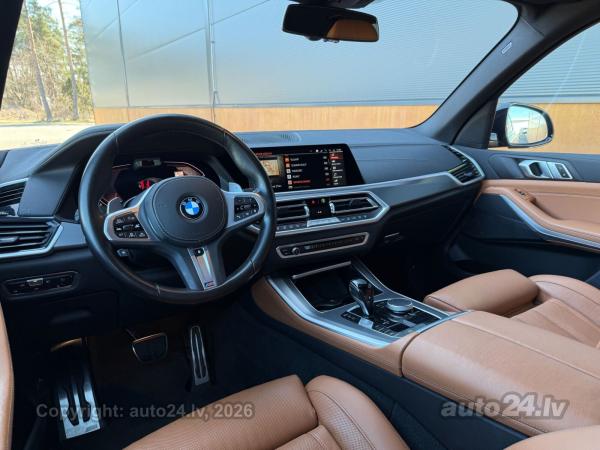 Zils BMW X5 2022 Tallina, ar dzinēja tilpumu 3.00 L un nobraukumu 90 tūkst. km par 54900 €, foto 7 vietnē AUTOMOTO.COM.LV