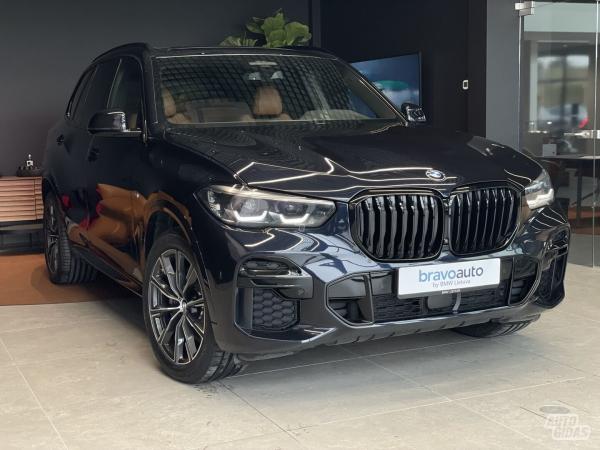 Blue BMW X5 2022 in Klaipeda, with an engine capacity of 3.00 L and mileage of 132 thousand km for 51991 €, photo 3 on AUTOMOTO.COM.LV
