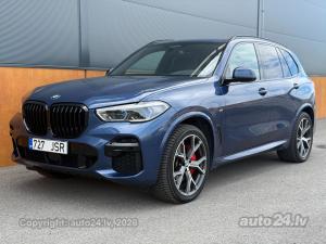Zils BMW X5 2022 Tallina, ar dzinēja tilpumu 3.00 L un nobraukumu 136 tūkst. km par 49900 €, foto 1 vietnē AUTOMOTO.COM.LV