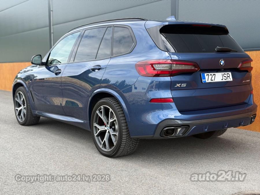 Zils BMW X5 2022 Tallina, ar dzinēja tilpumu 3.00 L un nobraukumu 136 tūkst. km par 49900 €, foto 5 vietnē AUTOMOTO.COM.LV