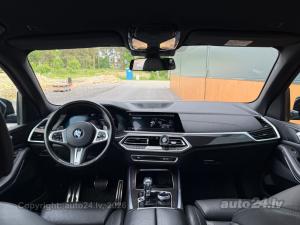 Zils BMW X5 2022 Tallina, ar dzinēja tilpumu 3.00 L un nobraukumu 136 tūkst. km par 49900 €, foto 9 vietnē AUTOMOTO.COM.LV