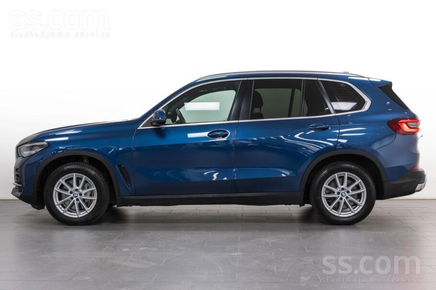 Zils BMW X5 2023 Rīga, ar dzinēja tilpumu 3.00 L un nobraukumu 150 tūkst. km par 43900 €, foto 8 vietnē AUTOMOTO.COM.LV