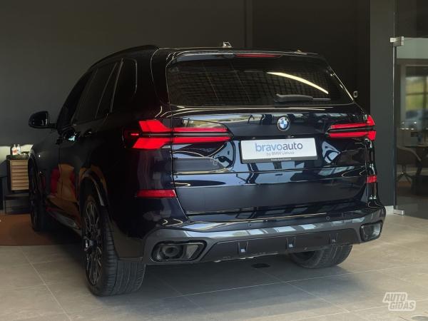 Blue BMW X5 2023 in Klaipeda, with an engine capacity of 3.00 L and mileage of 66 thousand km for 68882 €, photo 6 on AUTOMOTO.COM.LV