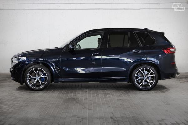 BMW X5 2023 Viļņa vietnē Zils BMW X5 2023 Viļņa, ar dzinēja tilpumu 3.00 L un nobraukumu 167 tūkst. km par 48771 €, foto 9 vietnē AUTOMOTO.COM.LV