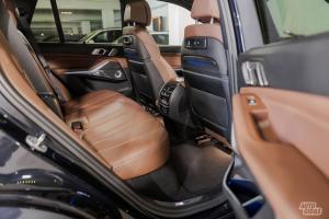 Zils BMW X5 2023 Viļņa, ar dzinēja tilpumu 3.00 L un nobraukumu 167 tūkst. km par 48771 €, foto 22 vietnē AUTOMOTO.COM.LV
