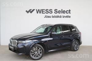 Blue BMW X5 2024 in Riga, with an engine capacity of 3.00 L and mileage of 29 thousand km for 67000 €, photo  on AUTOMOTO.COM.LV