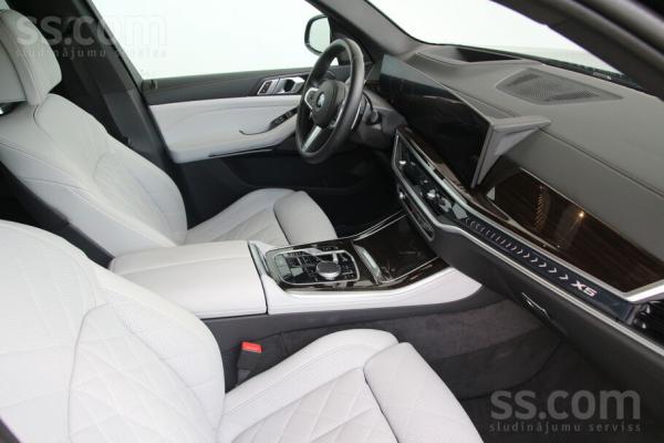 Синий БМВ Х5 2024 в Рига, объемом двигателя 3.00 л и пробегом 29 тыс. км за 67000 €, фото 9 на AUTOMOTO.COM.LV