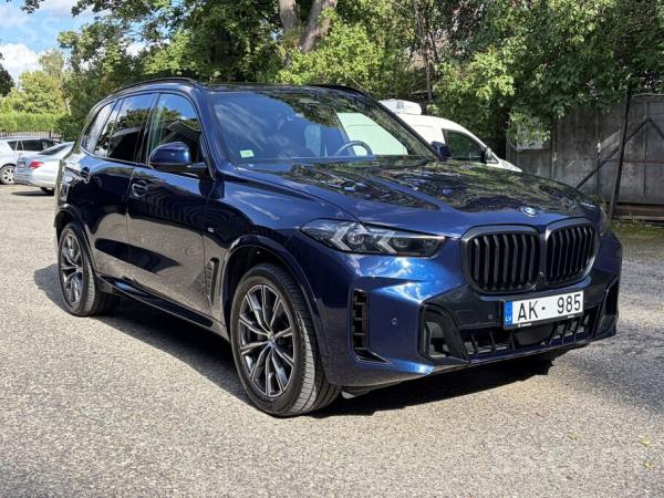 Zils BMW X5 2024 Rīga, ar dzinēja tilpumu 3.00 L un nobraukumu 35 tūkst. km par 64900 €, foto 7 vietnē AUTOMOTO.COM.LV