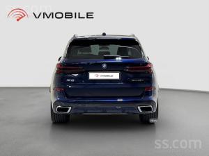 Zils BMW X5 2025 Rīga, ar dzinēja tilpumu 3.00 L un nobraukumu 13 tūkst. km par 89900 €, foto 5 vietnē AUTOMOTO.COM.LV