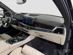 Zils BMW X5 2025 Rīga, ar dzinēja tilpumu 3.00 L un nobraukumu 13 tūkst. km par 89900 €, foto 6 vietnē AUTOMOTO.COM.LV