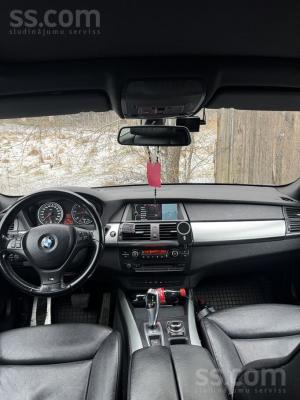 Zils BMW X5 2010 Rēzekne, ar dzinēja tilpumu 3.00 L un nobraukumu 332 tūkst. km par 13500 €, foto 13 vietnē AUTOMOTO.COM.LV