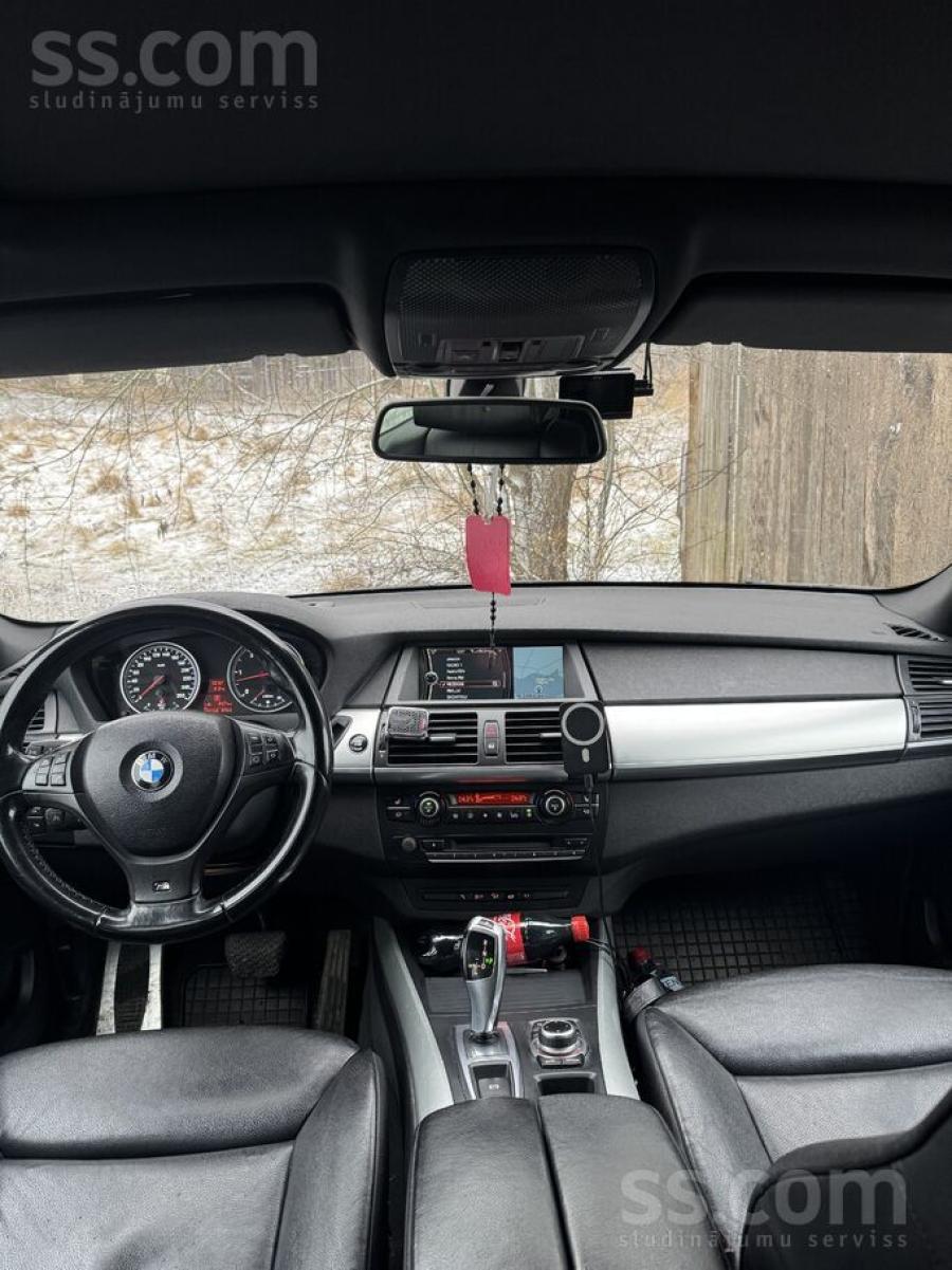 Zils BMW X5 2010 Rēzekne, ar dzinēja tilpumu 3.00 L un nobraukumu 332 tūkst. km par 13500 €, foto 13 vietnē AUTOMOTO.COM.LV