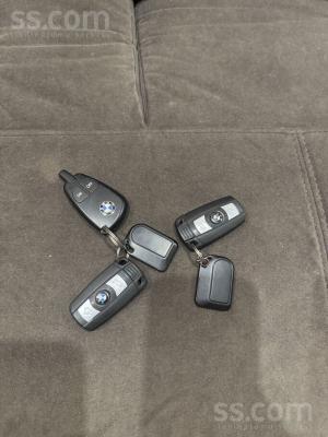 Zils BMW X5 2010 Rēzekne, ar dzinēja tilpumu 3.00 L un nobraukumu 332 tūkst. km par 12500 €, foto 12 vietnē AUTOMOTO.COM.LV